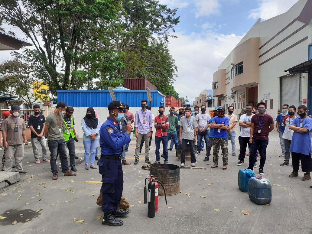 FIRE DRILL DAN EVAKUASI KORBAN DI PT GHIM LI INDONESIA BATAM • DINAS ...